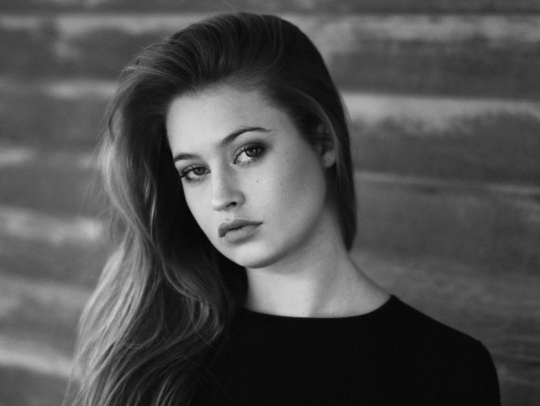 Picture of Hailey Carlson