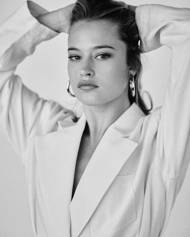 Hailey Carlson picture