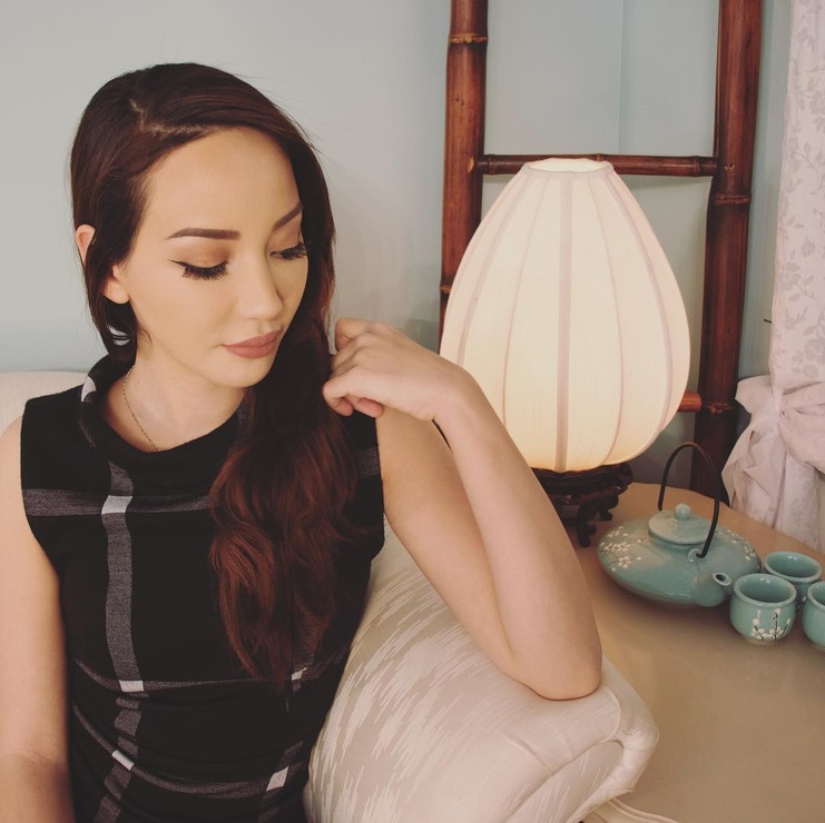 Roaming Millennial image