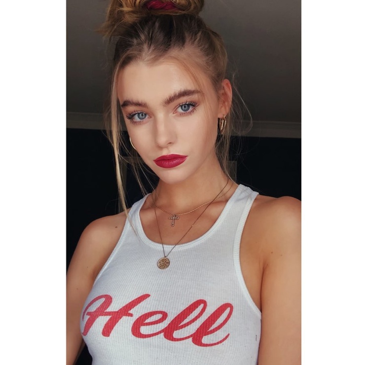 Image of Sarah Abshire