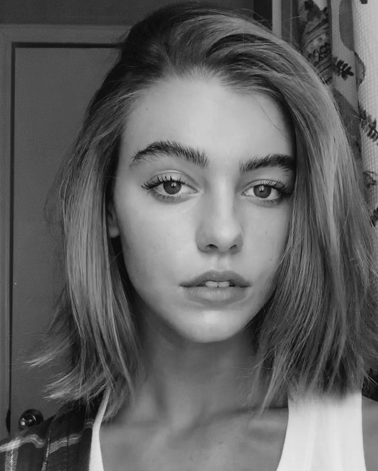 Picture of Sarah Abshire