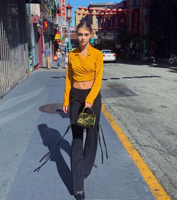 Picture of Sarah Abshire