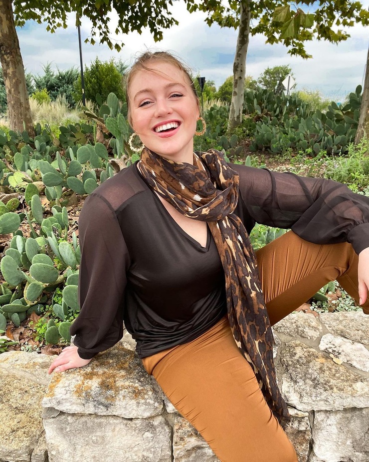 Picture of Iskra Lawrence