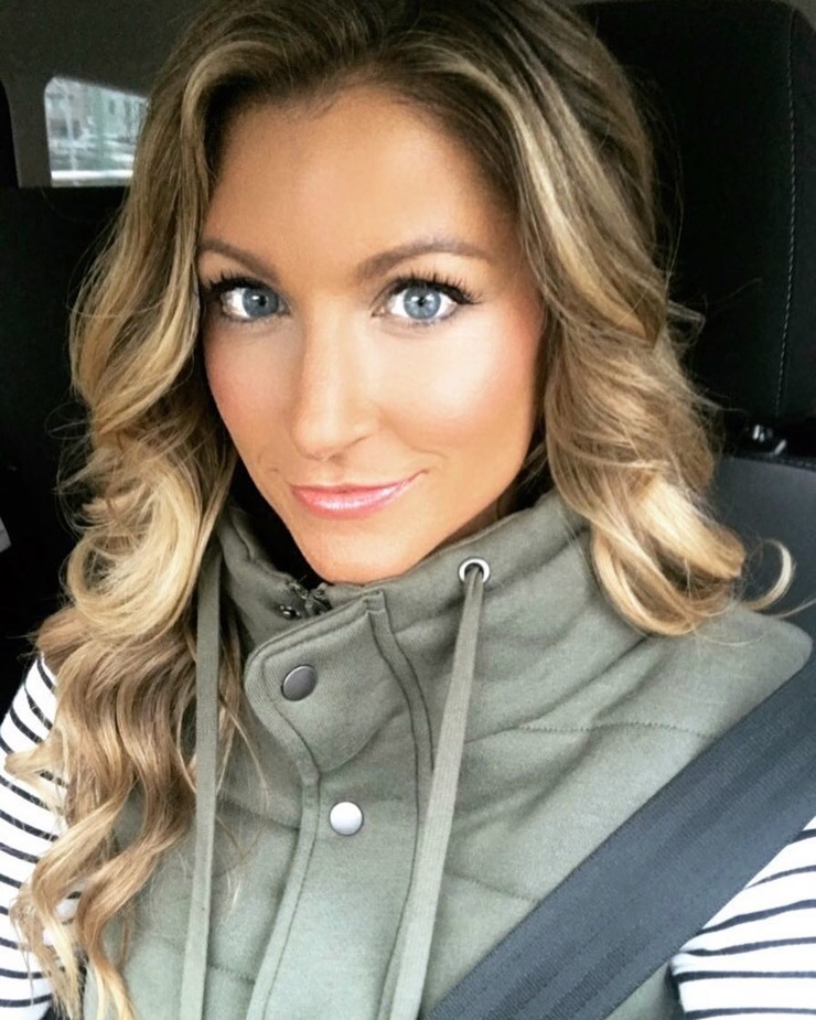 McKinzie Roth picture