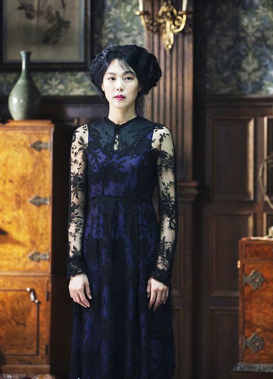 Picture of Lady Izumi Hideko