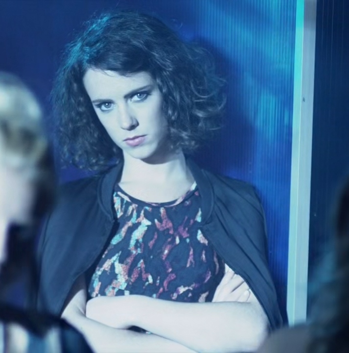 Image of Amy Manson