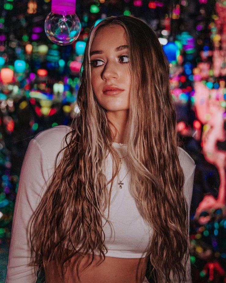 Picture of Riley Lewis