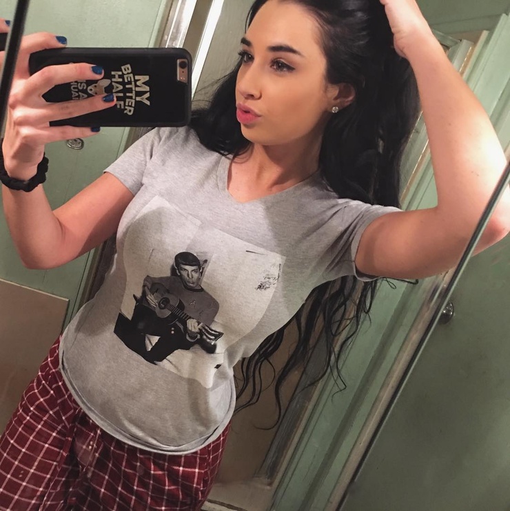 Picture of Paris Dylan