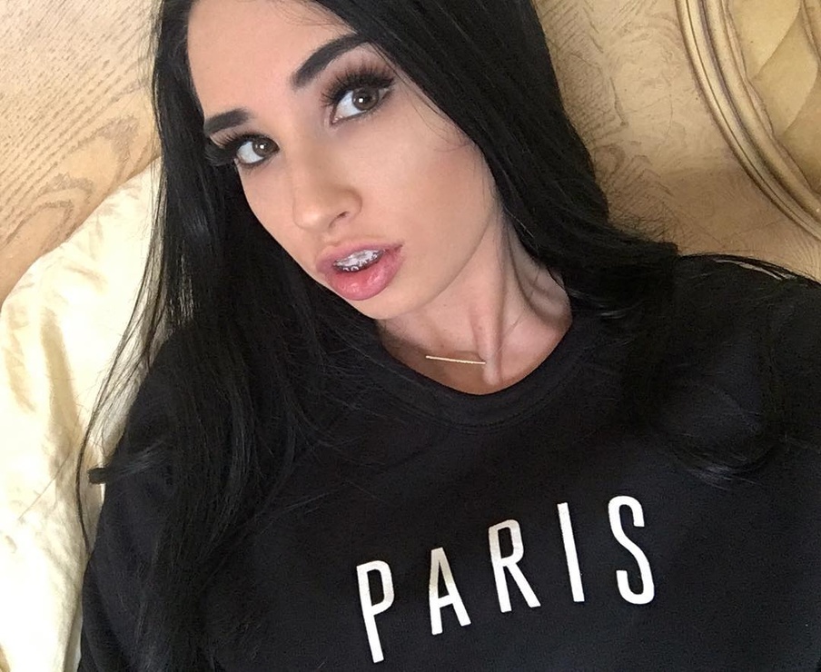 Picture of Paris Dylan