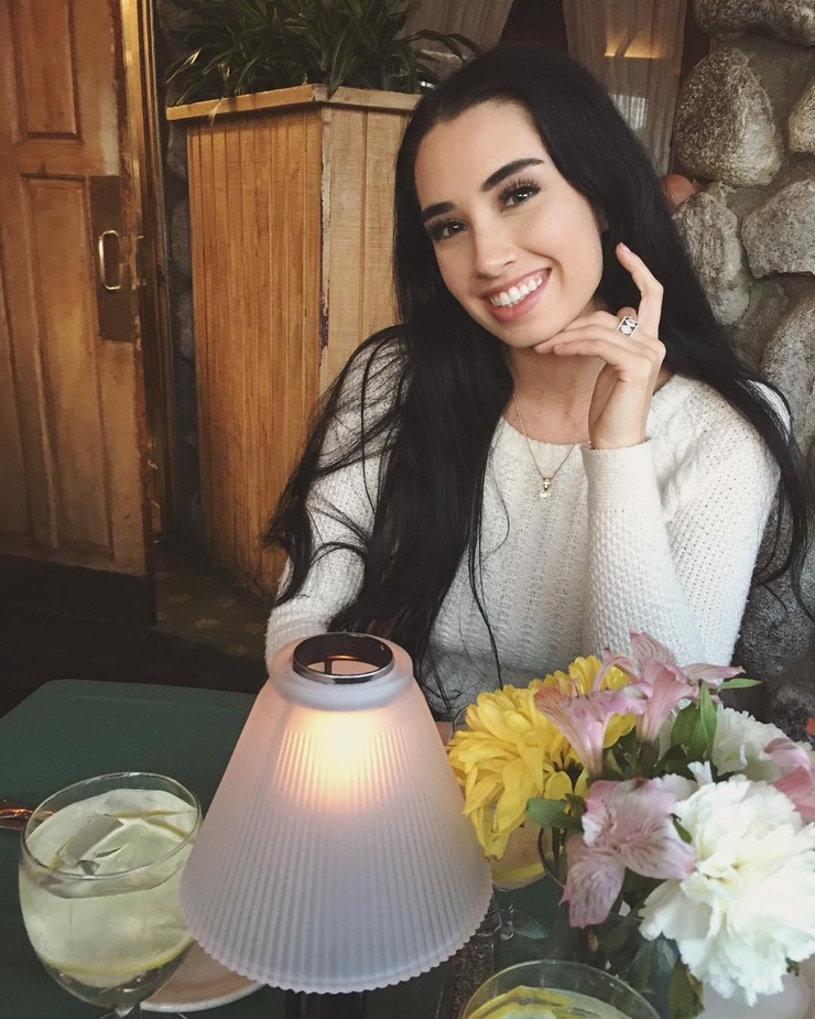 Picture of Paris Dylan