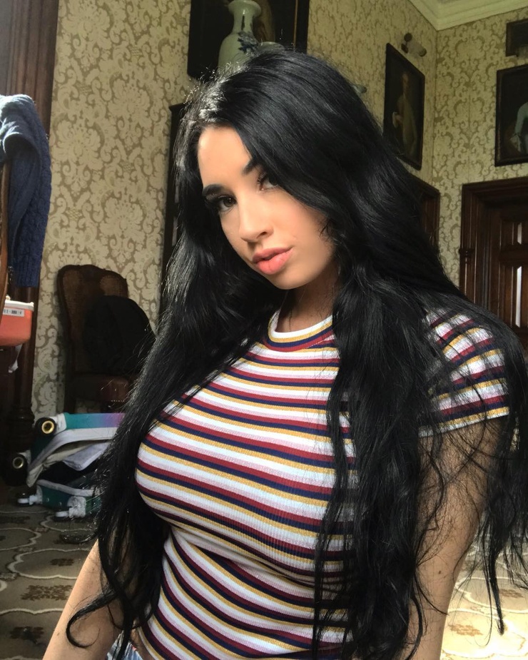 Image of Paris Dylan