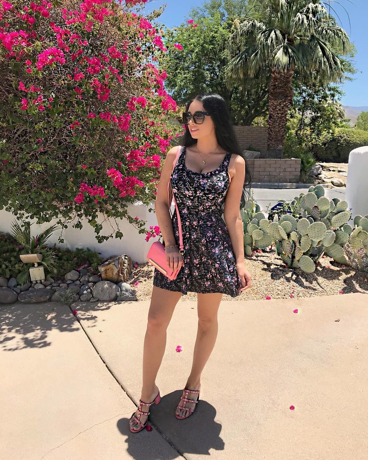 Picture of Paris Dylan