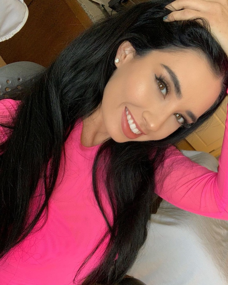 Picture of Paris Dylan