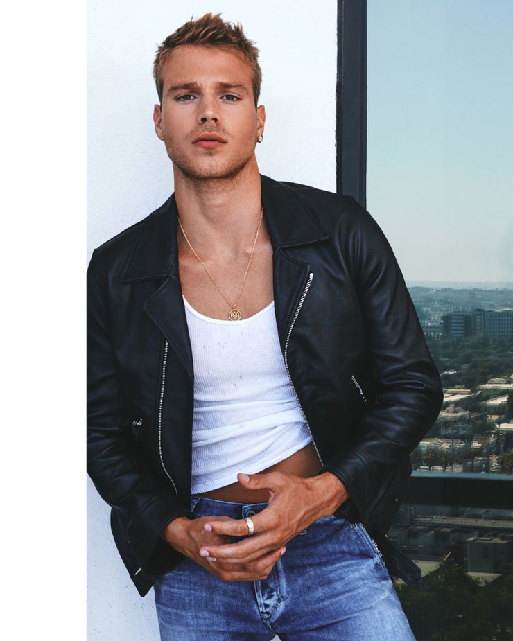 Picture of Matthew Noszka