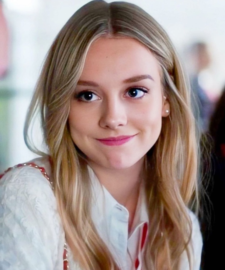 Picture of Ester Expósito