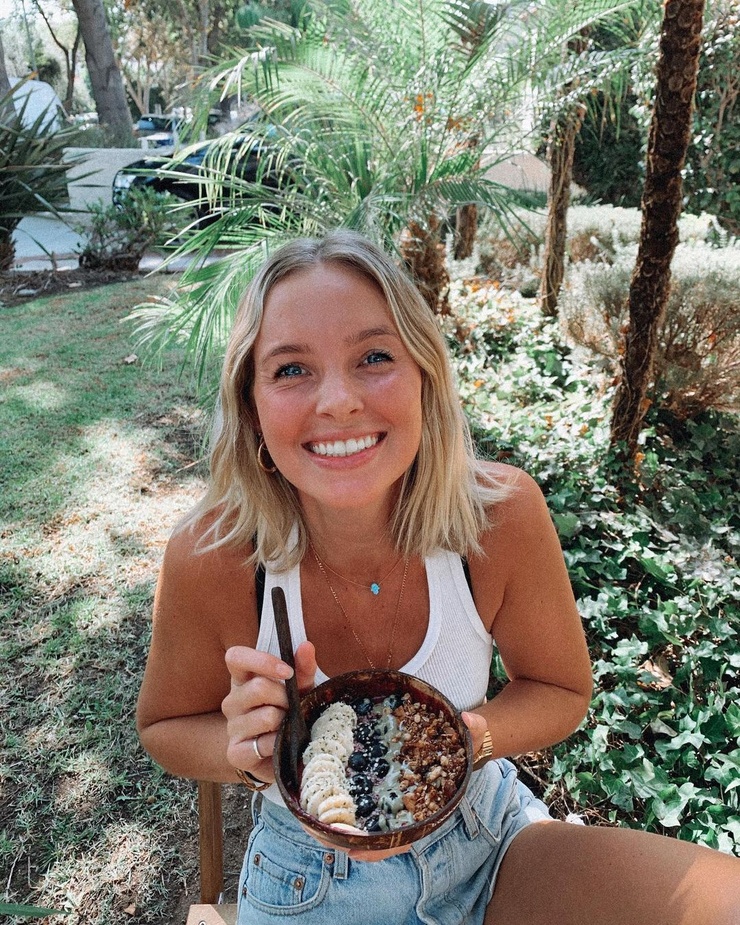 Alicia Banit picture