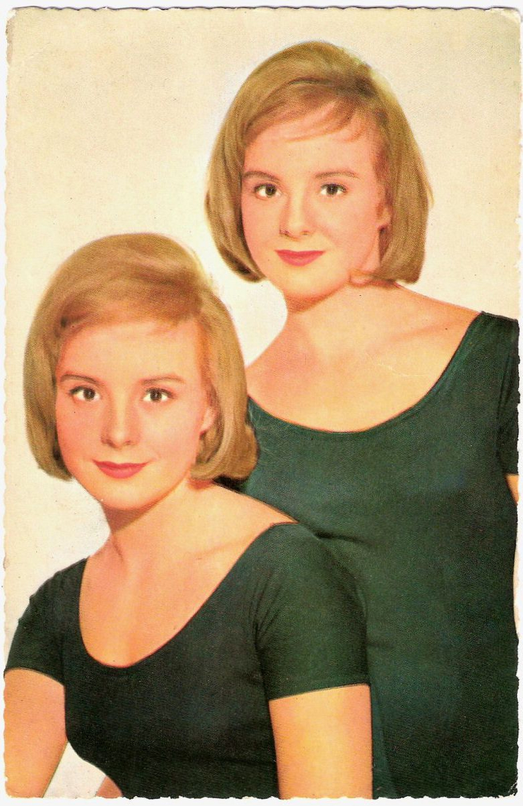 Picture of Pili and Mili
