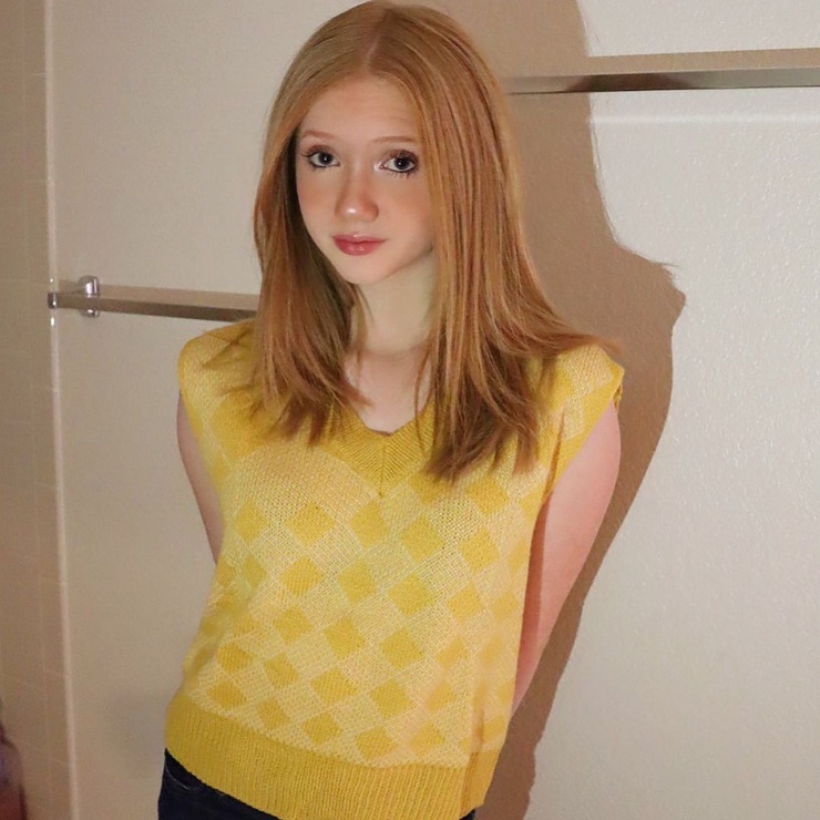 Picture of Makenna Kelly