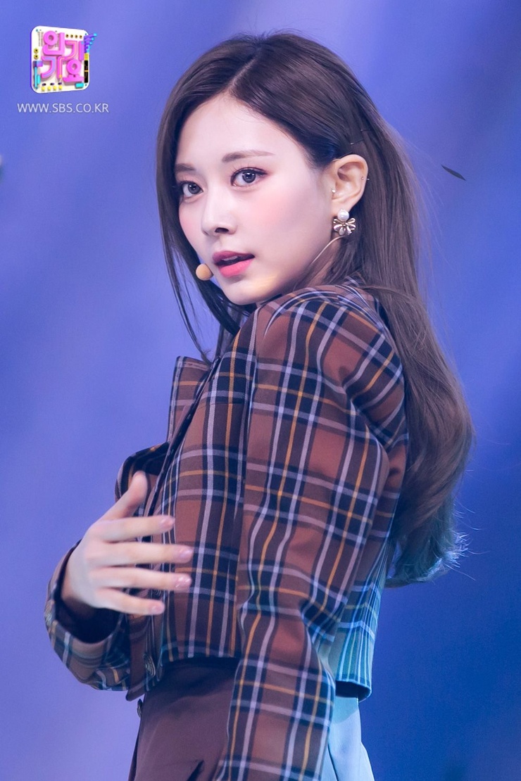 Picture of Chou Tzu-yu (Tzuyu)