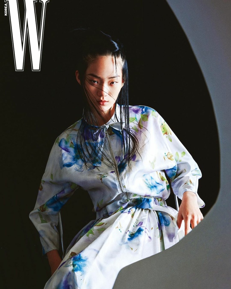 Image of Shin Hyun Ji
