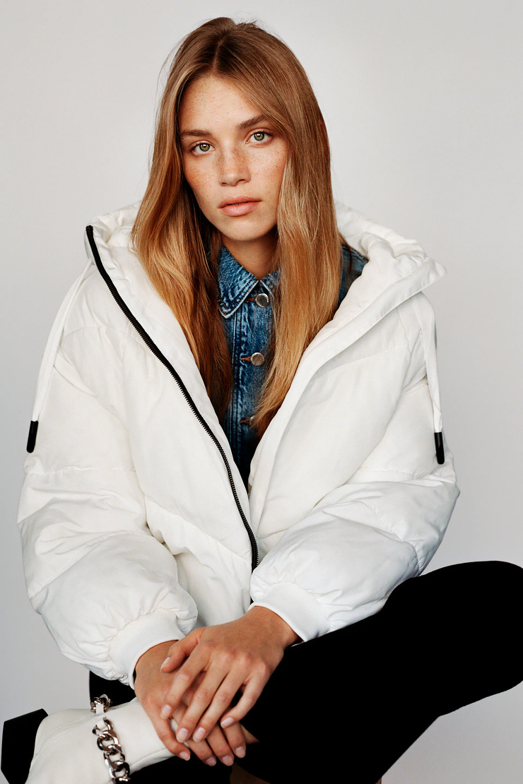 Picture of Rebecca Leigh Longendyke