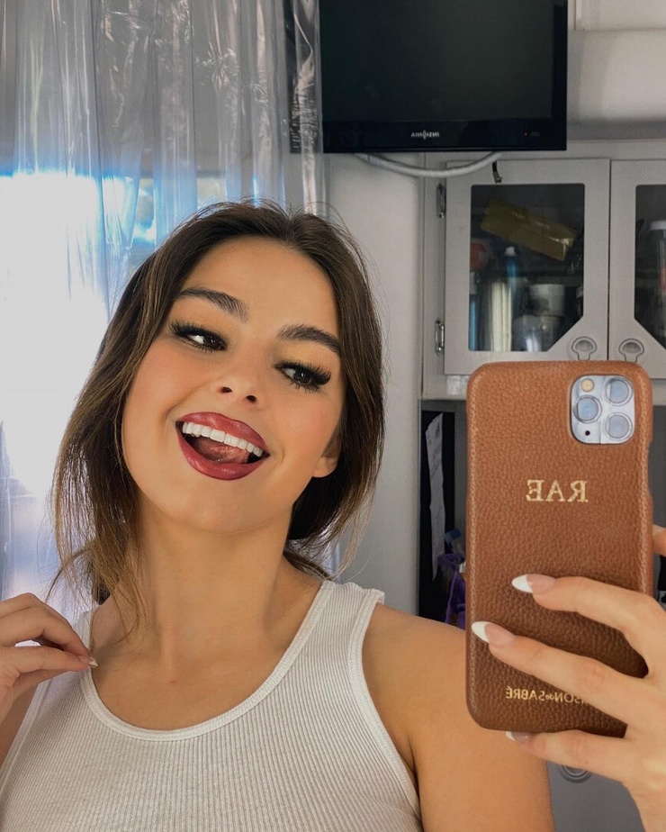 Picture of Addison Easterling