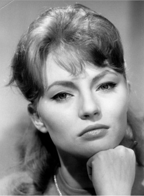 Picture of Karin Baal