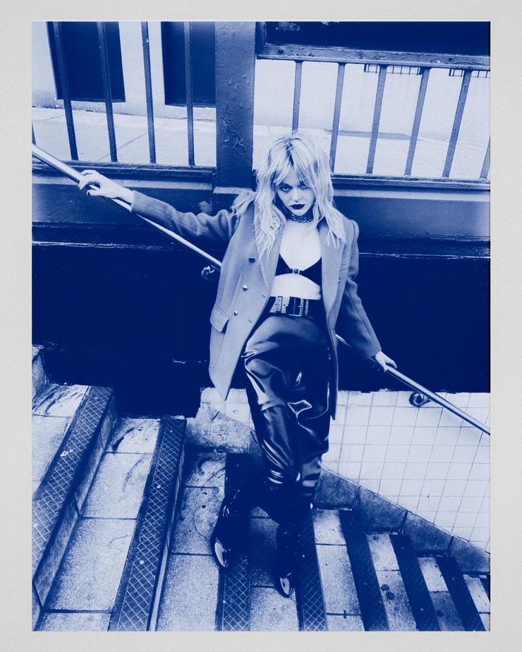 Emily Alyn Lind picture