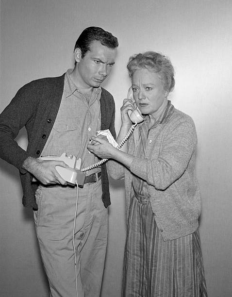 Joey Walsh, Sheila Bromley