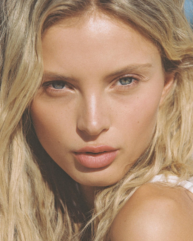 Lucy Baddeley image