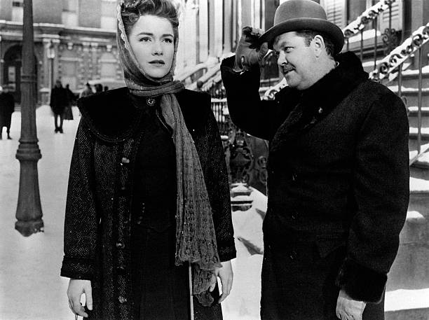 Anne Baxter, Charles Laughton