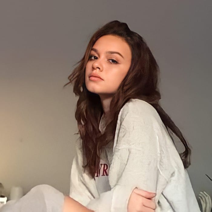 Picture of Sadie Soverall