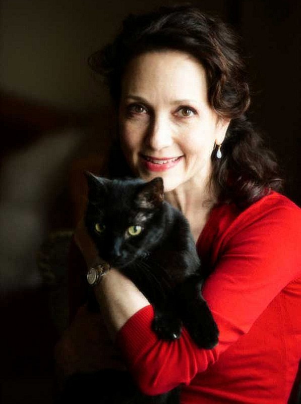 Bebe Neuwirth image
