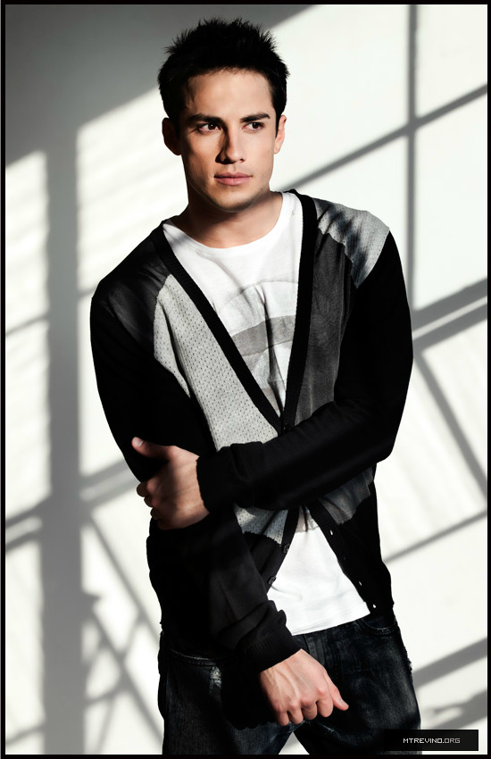 Picture of Michael Trevino