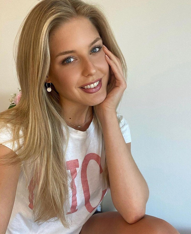 Picture of Alisia Ludwig