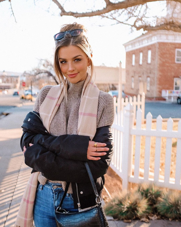 Picture of Marina Laswick