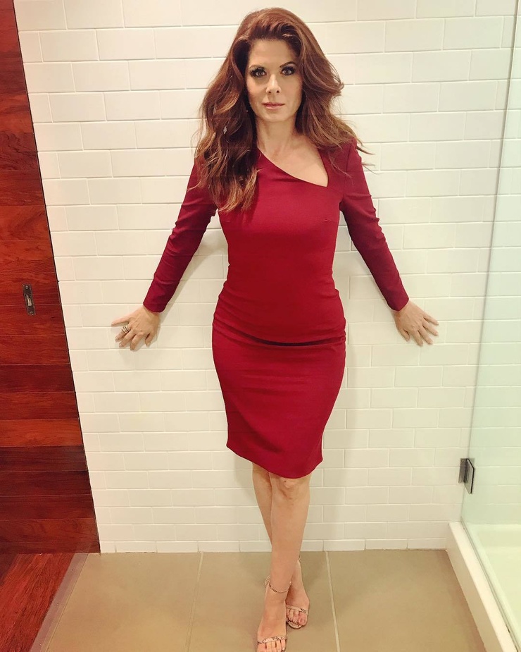 Debra Messing picture