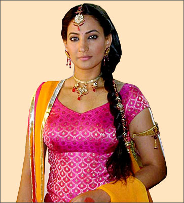 Picture of Rakhshanda Khan