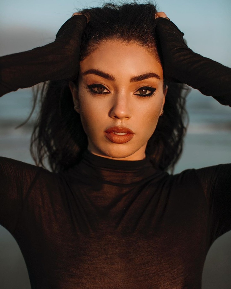 Picture of Chanelle Elise