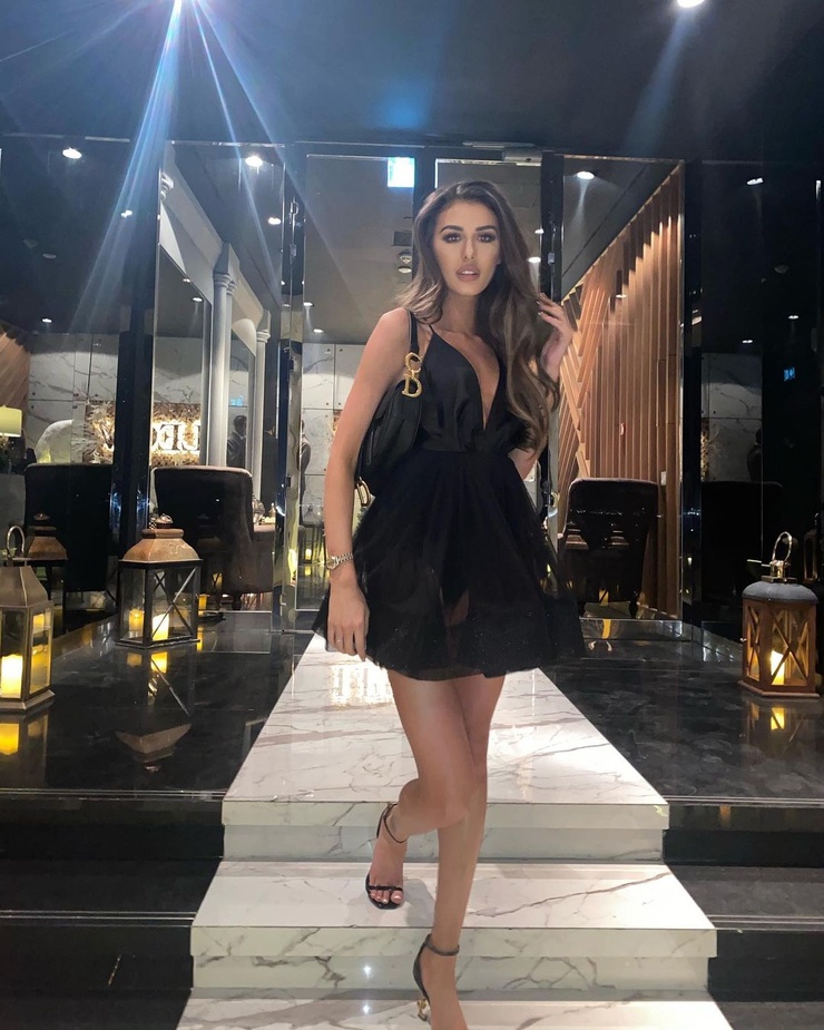 Picture of Chloe Veitch