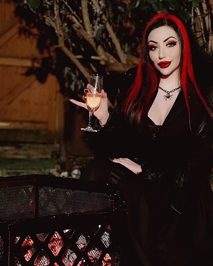 Dani Divine image