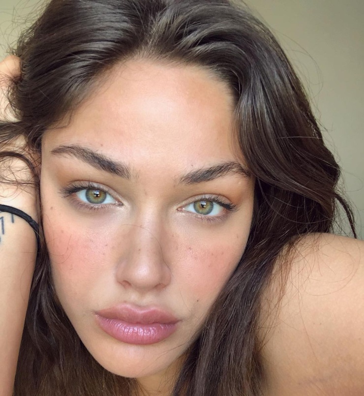 Picture of Mishka Ivana