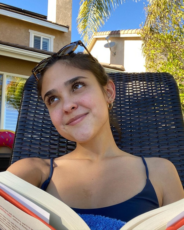 Picture of Molly Jackson