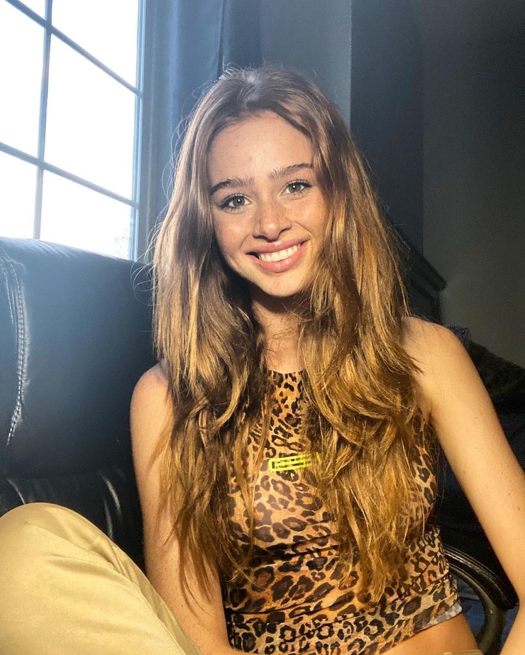 Picture of Chloe Melton