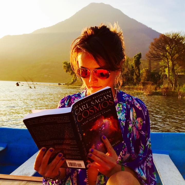 Gloria Alvarez image