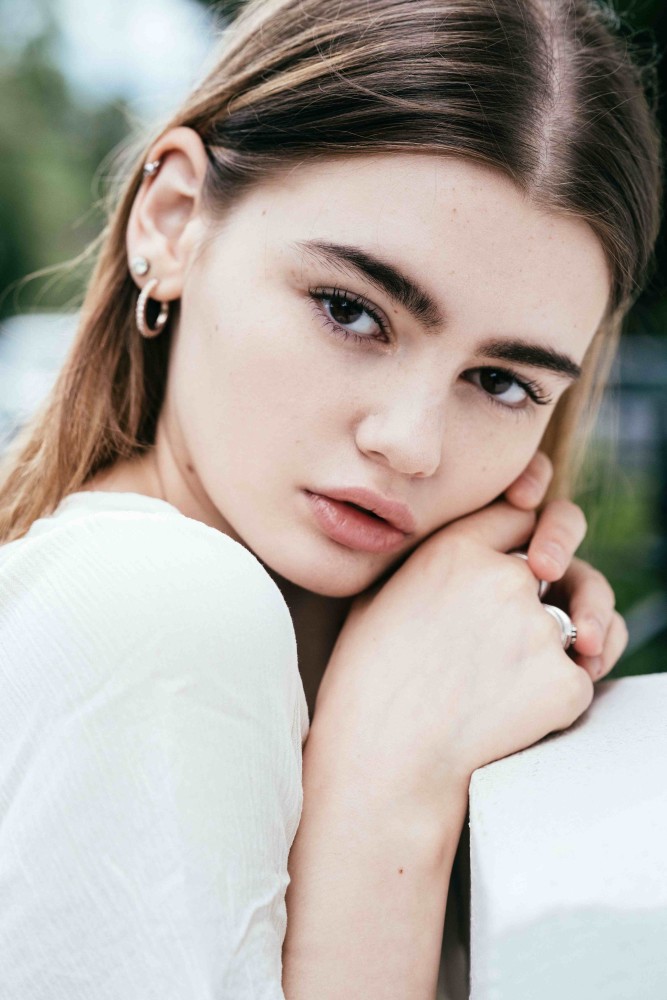 Aly Berry image