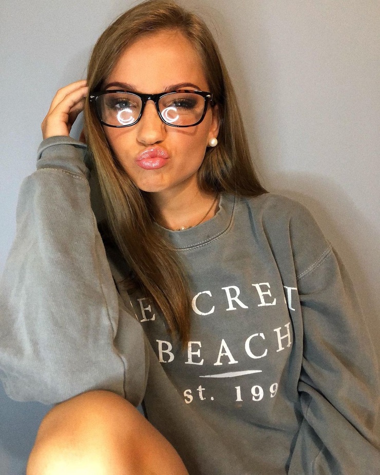 Picture of Alexis Pyatt