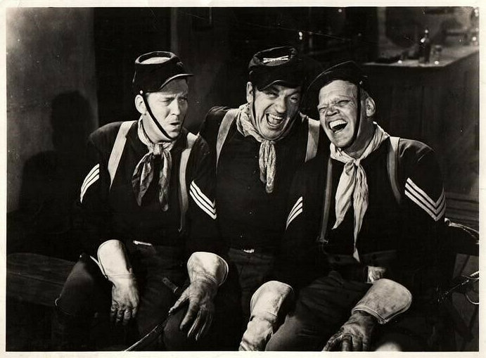 Picture of She Wore a Yellow Ribbon