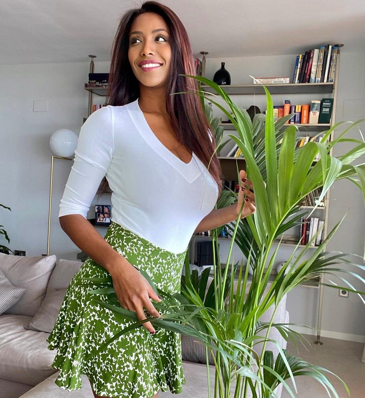 Picture of Ainett Stephens