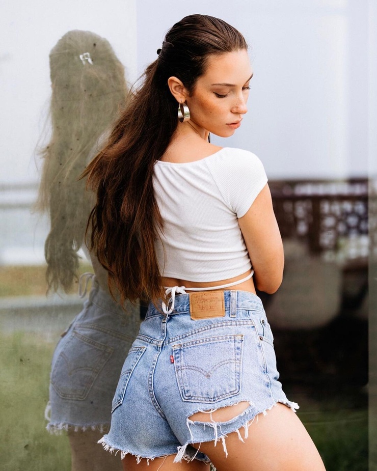 Victoria Lynn Myers picture